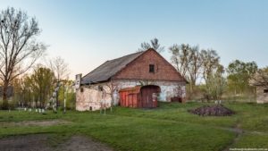 Palace of Strachocki in Mostyska · Ukraine travel blog