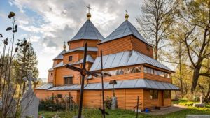Church of St. Nicholas in Turka · Ukraine travel blog