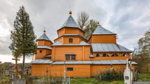 Church of St. Nicholas in Turka · Ukraine travel blog